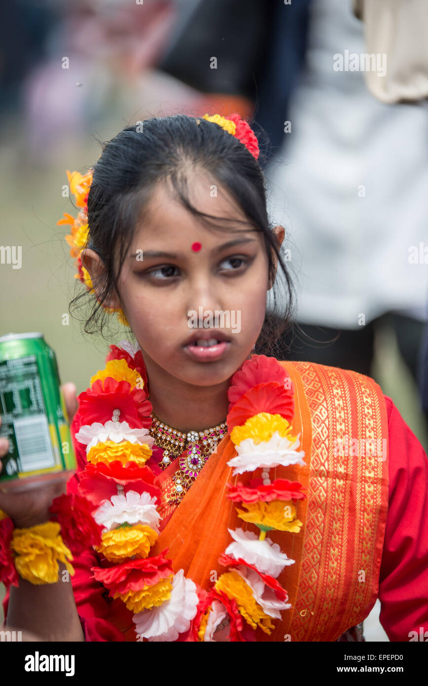 Bangladeshis celebrate in london hi-res stock photography and images ...