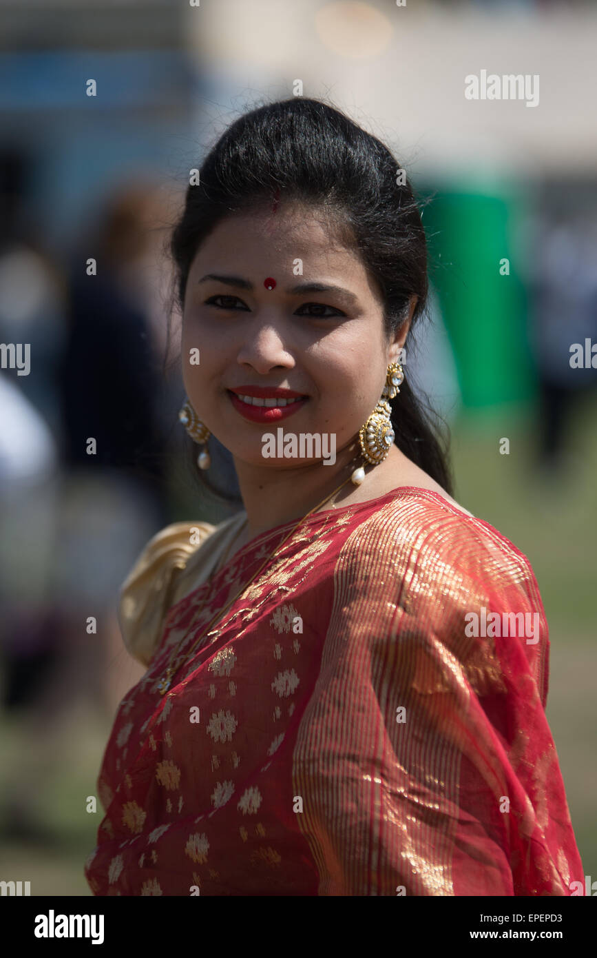Bangladeshis celebrate in london hi-res stock photography and images ...