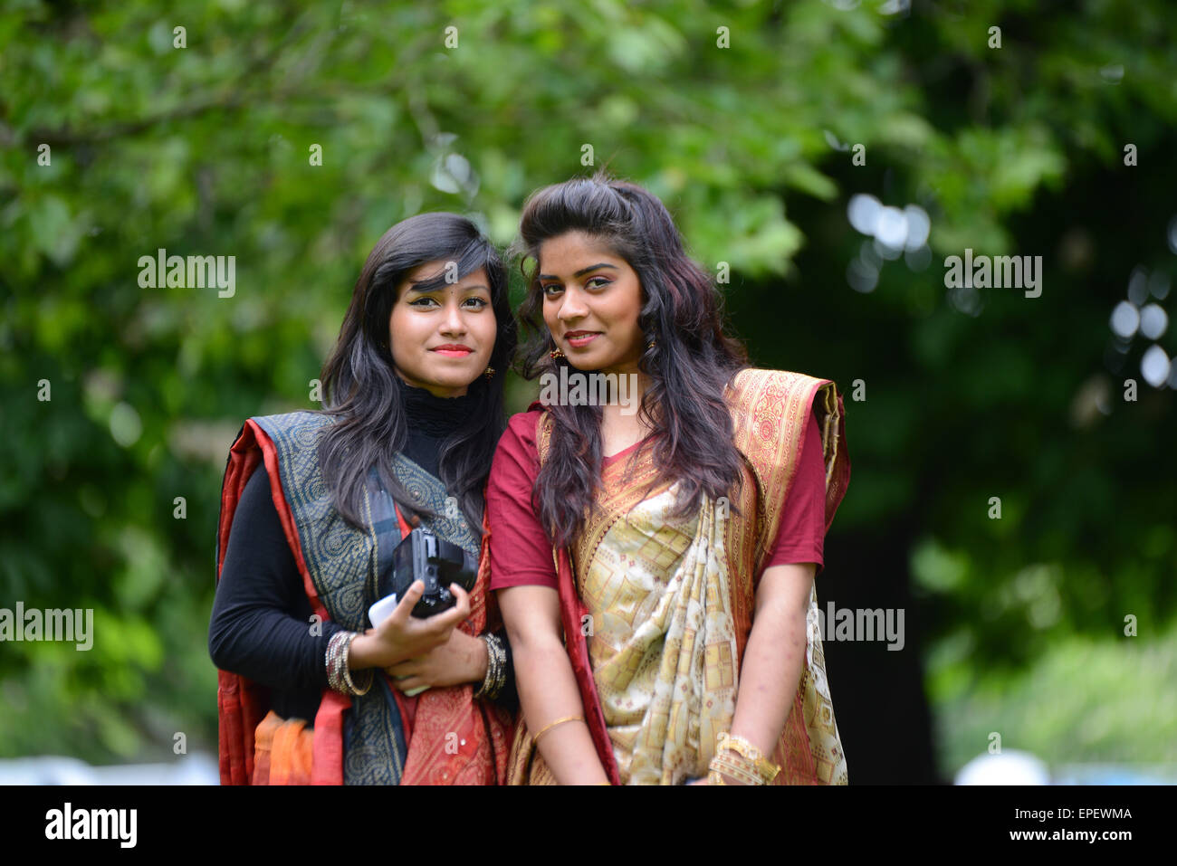 Bangladeshis celebrate in london hi-res stock photography and images ...
