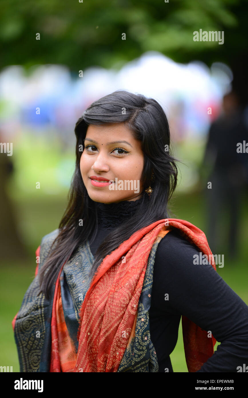 Bangladeshis celebrate in london hi-res stock photography and images ...