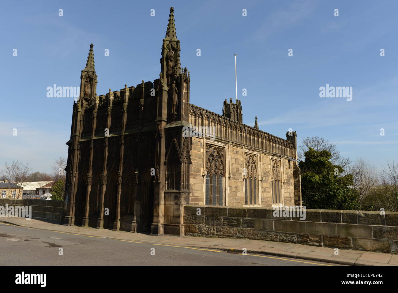 Chantry chapel hi-res stock photography and images - Alamy