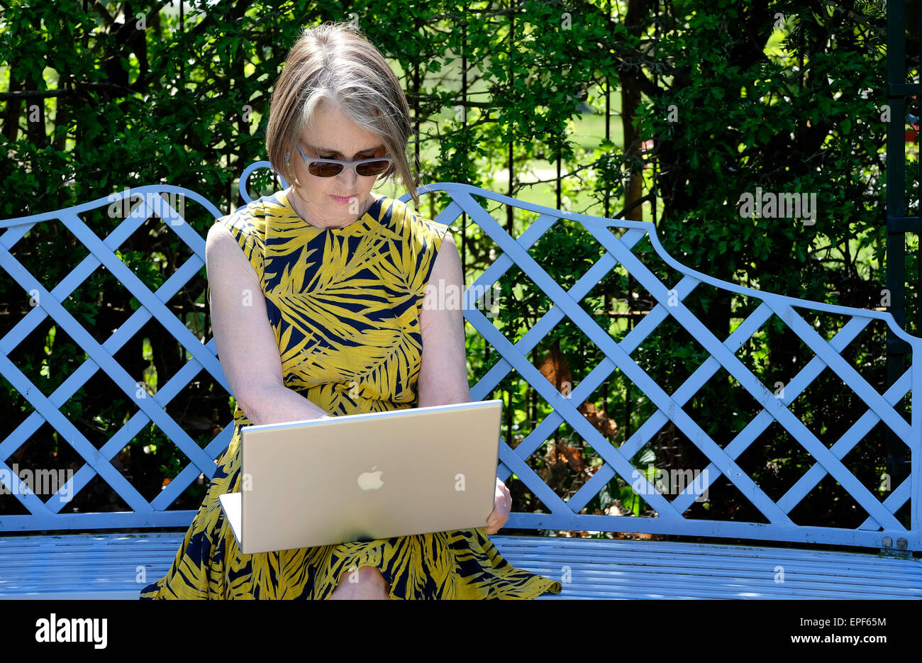 Computer hi-res stock photography and images - Alamy