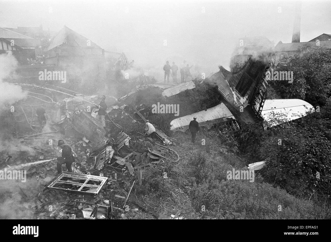Stockport air disaster june 1967 hi-res stock photography and images ...