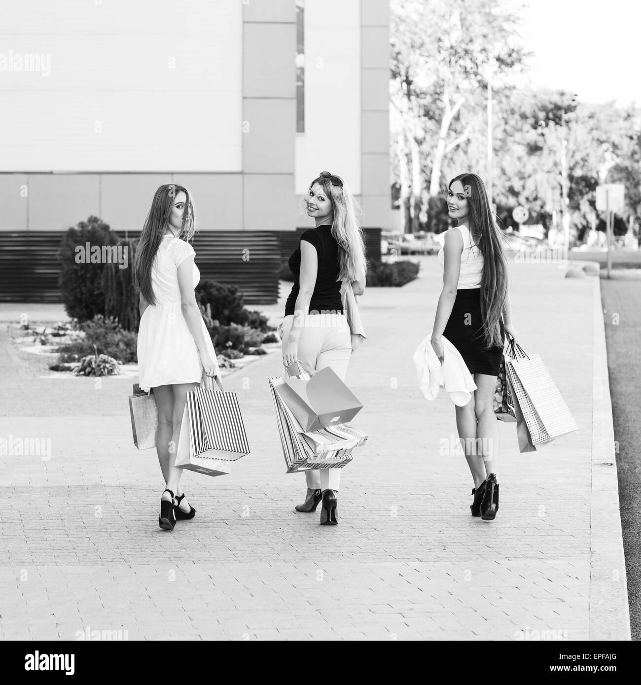 Women shopping bag retail Black and White Stock Photos & Images - Alamy