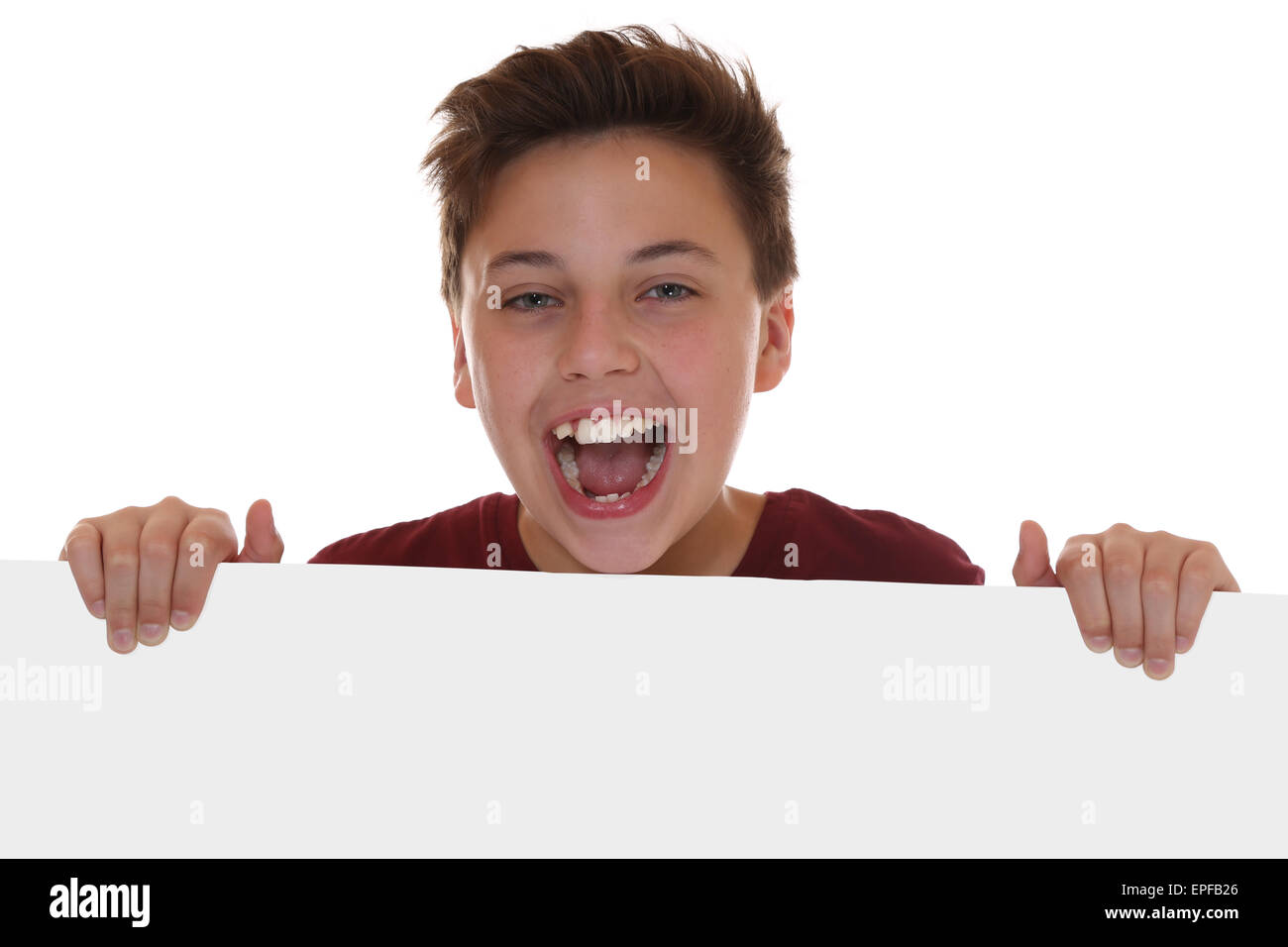 Junge hat Spa├ƒ mit leerem Schild und Textfreiraum Stock Photo - Alamy