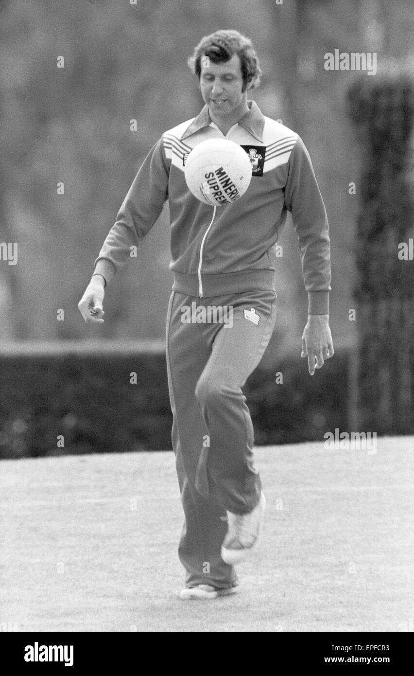 Southampton 1976 fa cup hi-res stock photography and images - Alamy