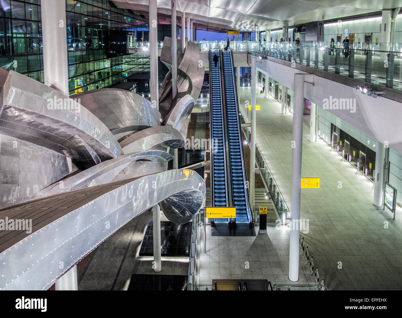 London heathrow airport entrance hi-res stock photography and images ...