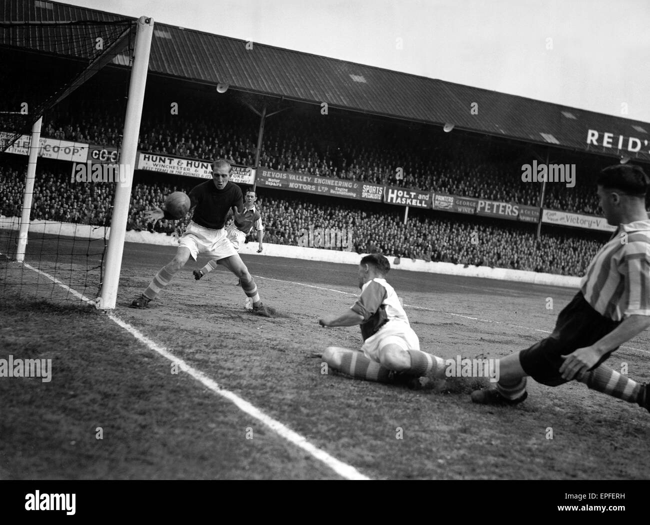 Blackburn rovers 1960s hi-res stock photography and images - Alamy