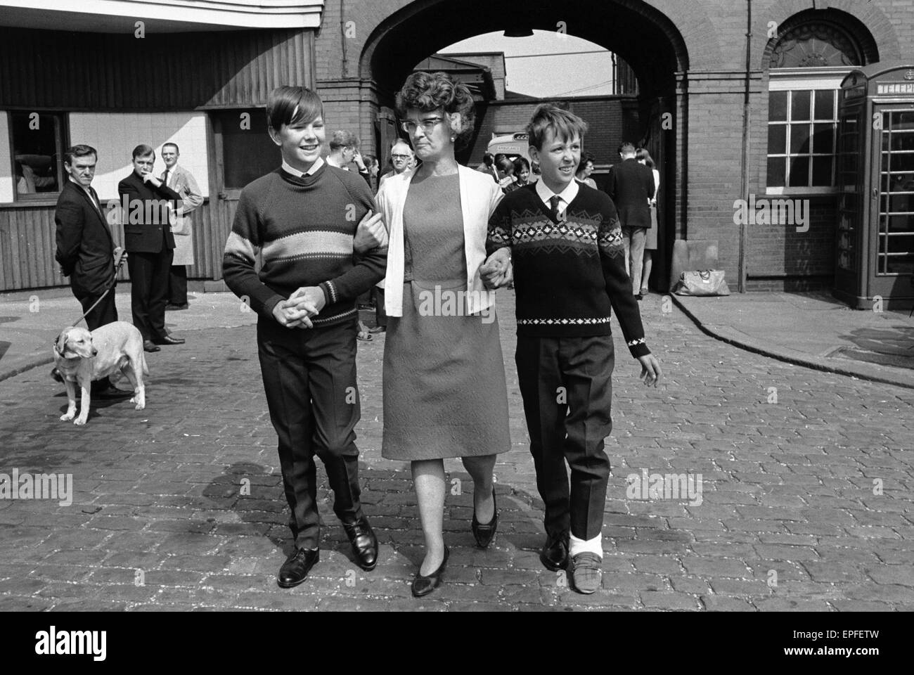 Stockport air disaster hi-res stock photography and images - Alamy