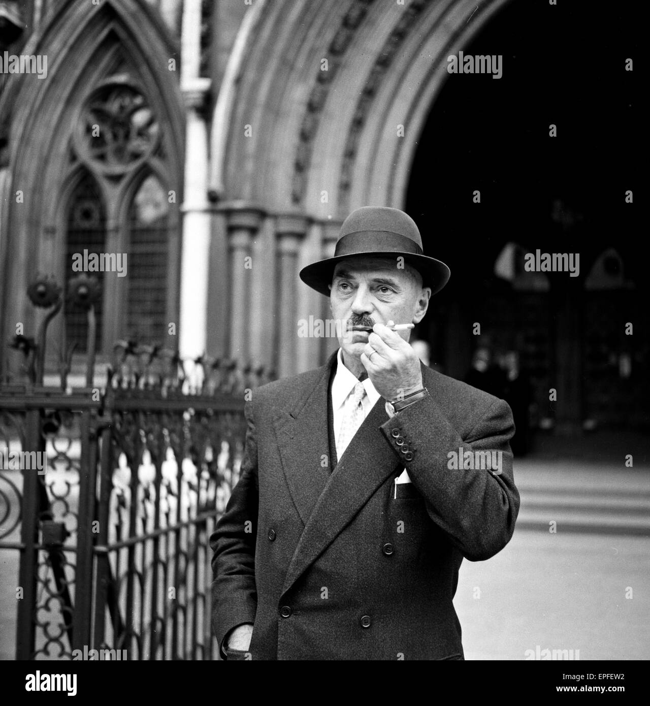 War history in photographs hi-res stock photography and images - Alamy