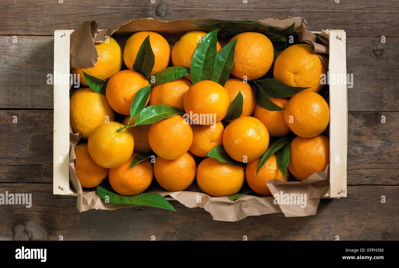 Fruits in a box hi-res stock photography and images - Alamy