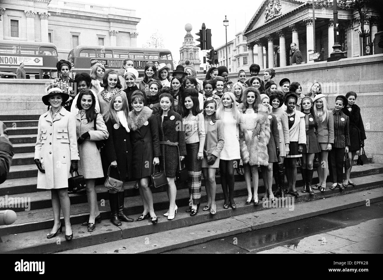Miss World Contestants, photocall in Trafalgar Square, London, 8th ...