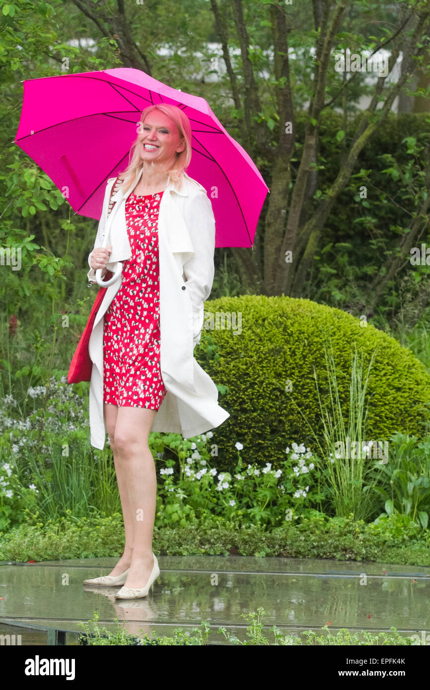 Anneka rice tv presenter hi-res stock photography and images - Alamy