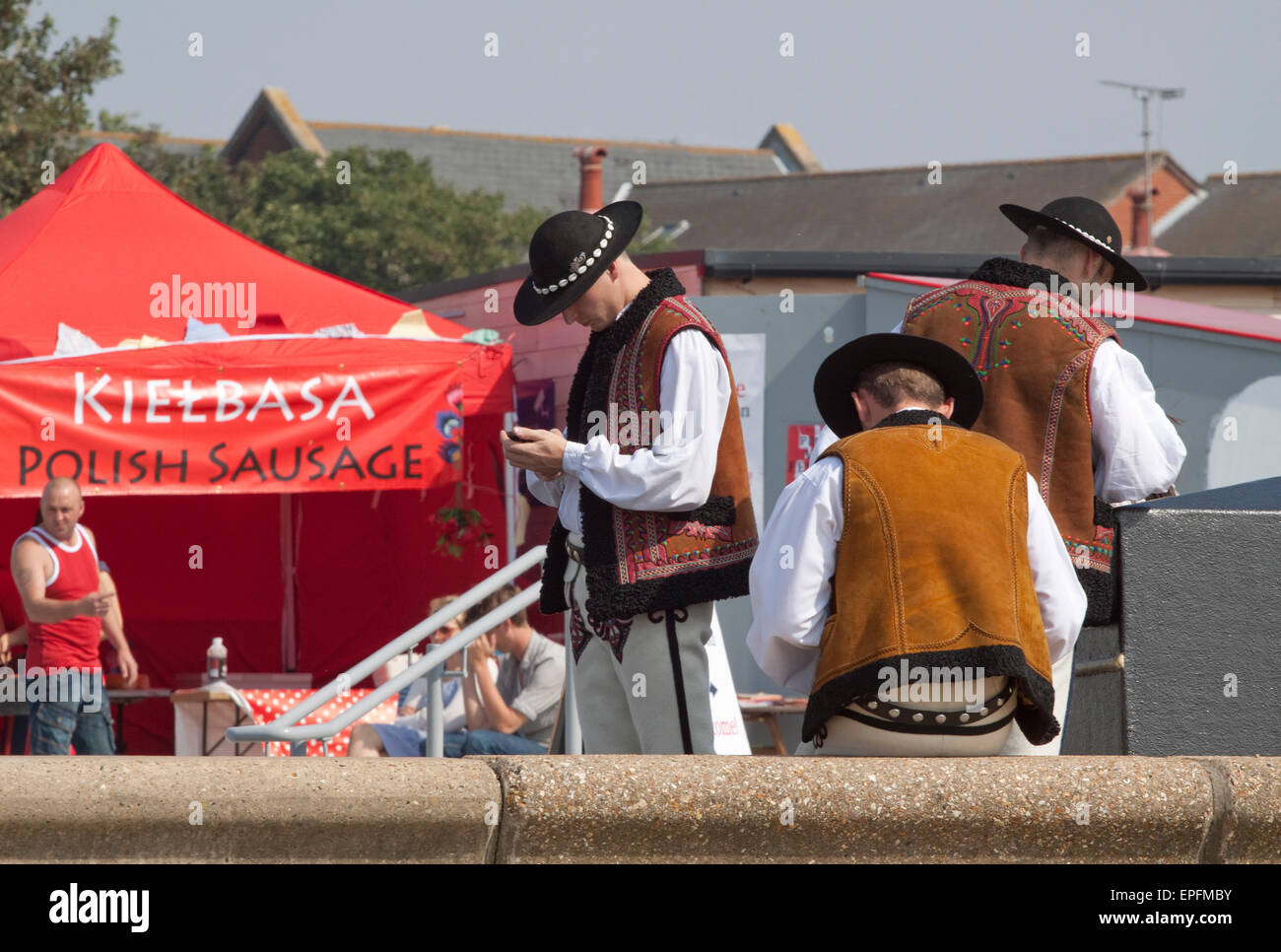 Traditional polish costume hi-res stock photography and images - Alamy