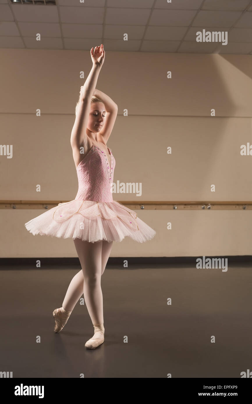 Beautiful ballerina dancing en pointe Stock Photo - Alamy