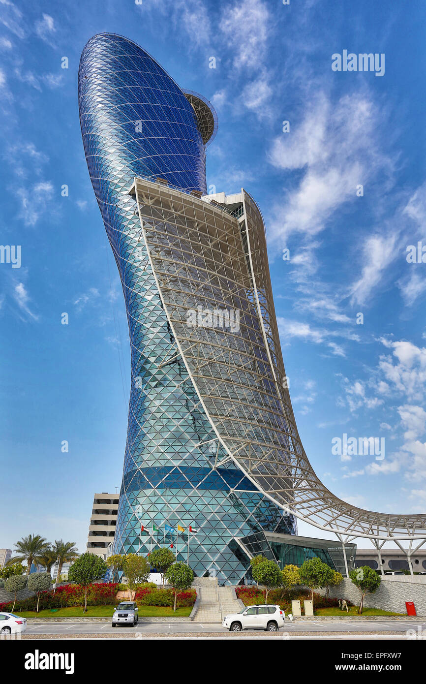 Capital gate building abu dhabi hi-res stock photography and images - Alamy