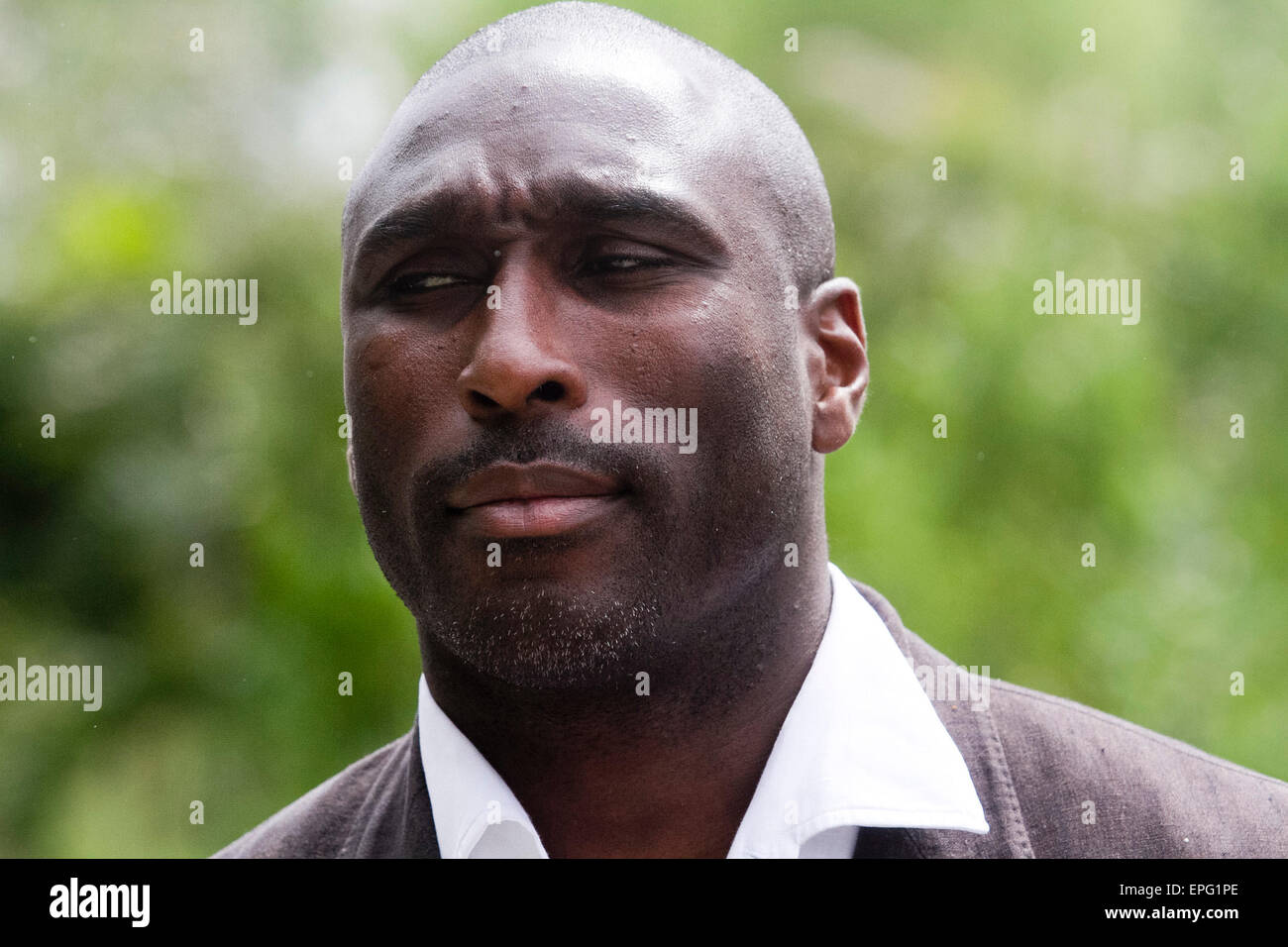 Football sol campbell hi-res stock photography and images - Alamy