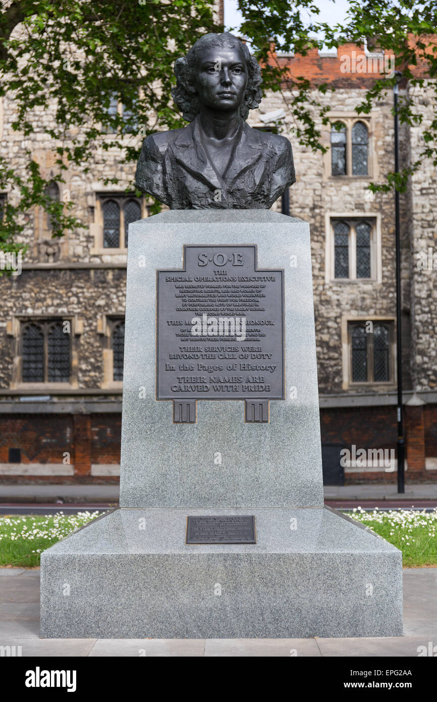 Special Operations Executive (SOE) statue on the bank of the River ...