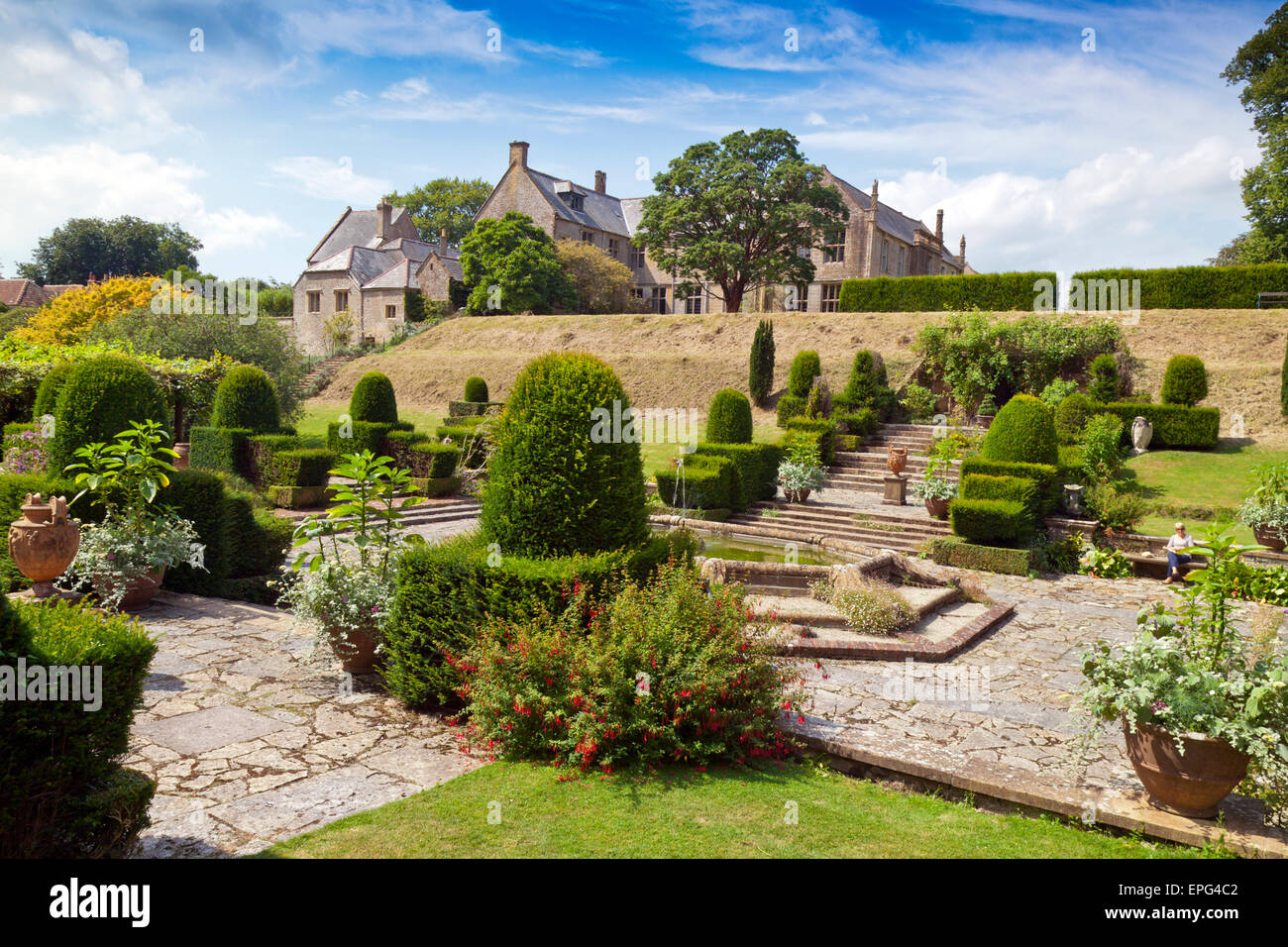 Formal Topiary Manor House High Resolution Stock Photography and Images ...