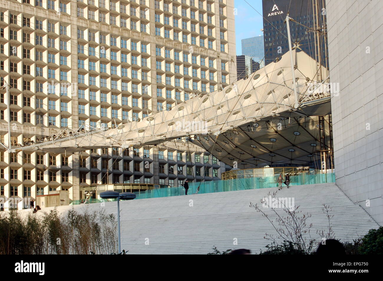 The L'arch de La Defense in Paris Stock Photo - Alamy