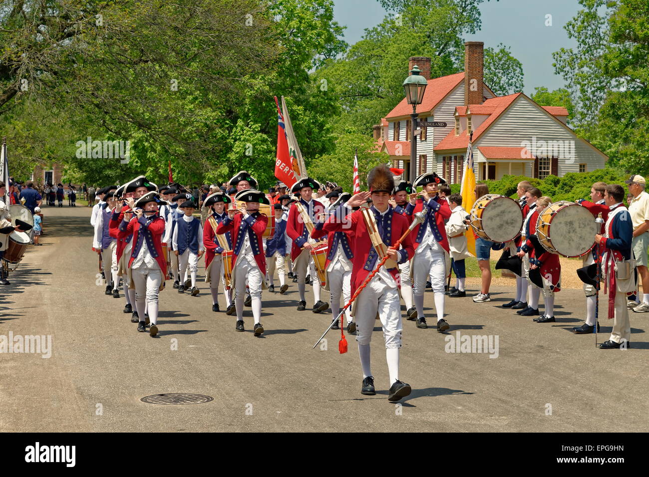 Fife and drum band hi-res stock photography and images - Alamy