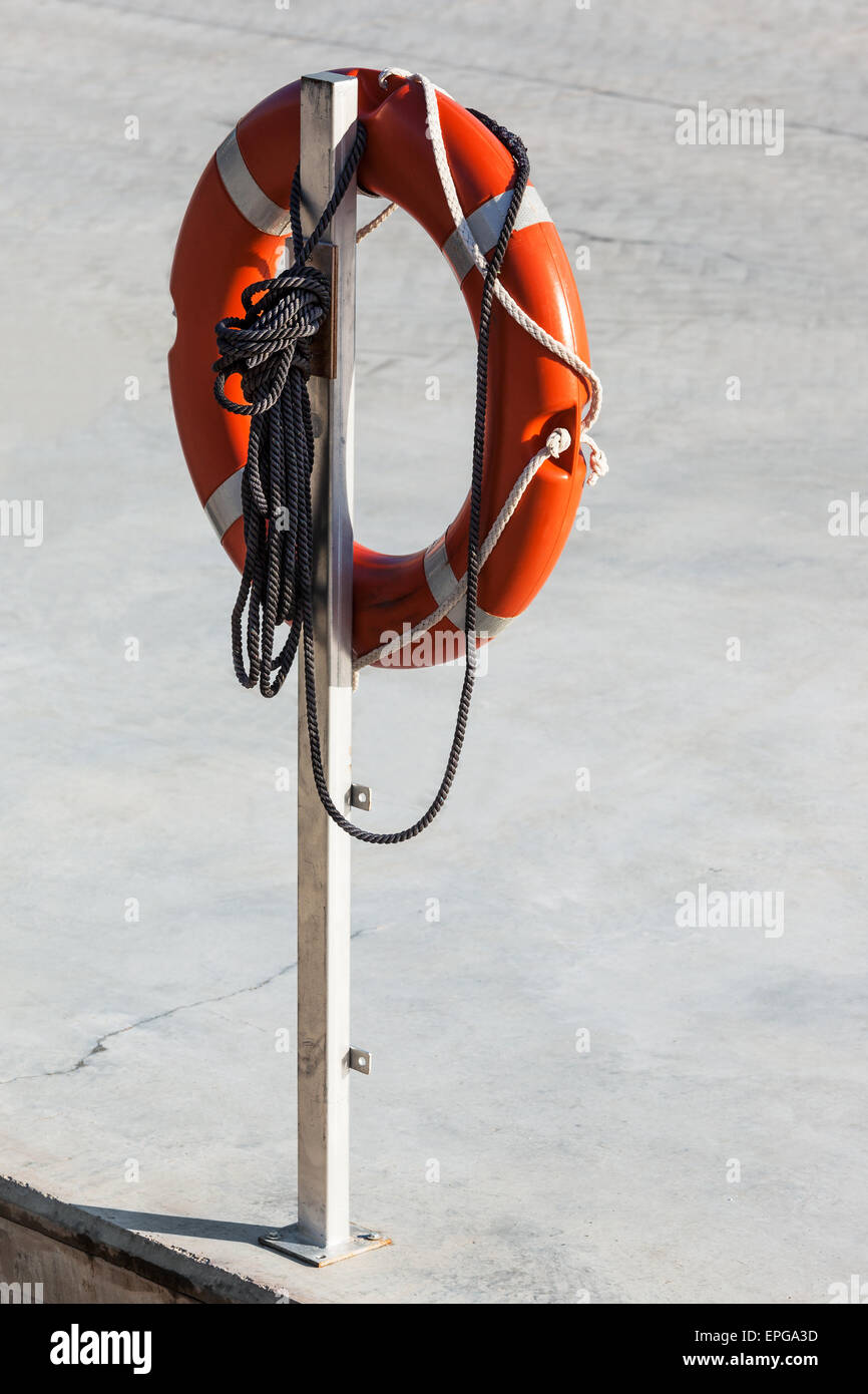 life preserver and rope Stock Photo - Alamy