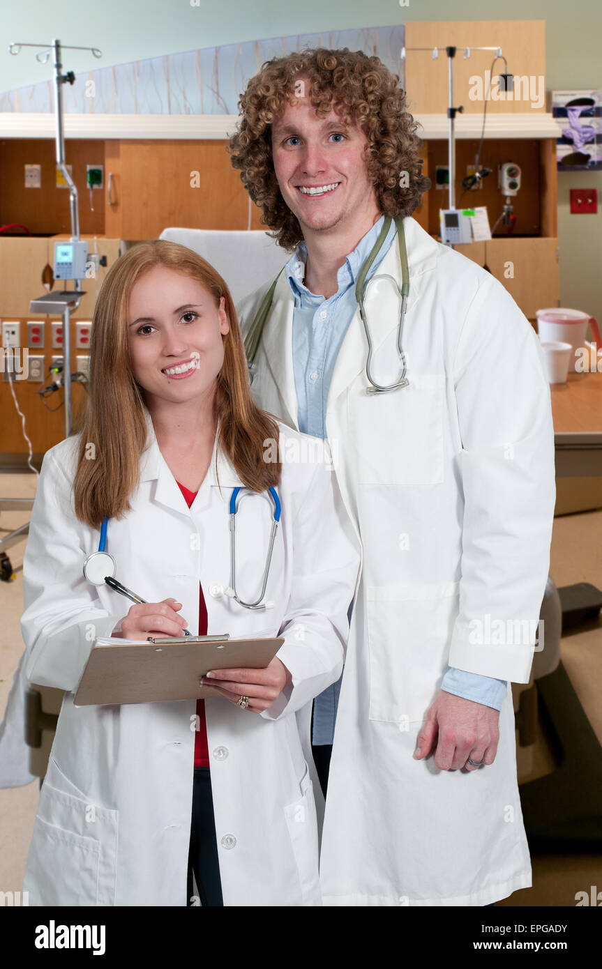 Doctors chart hi-res stock photography and images - Alamy