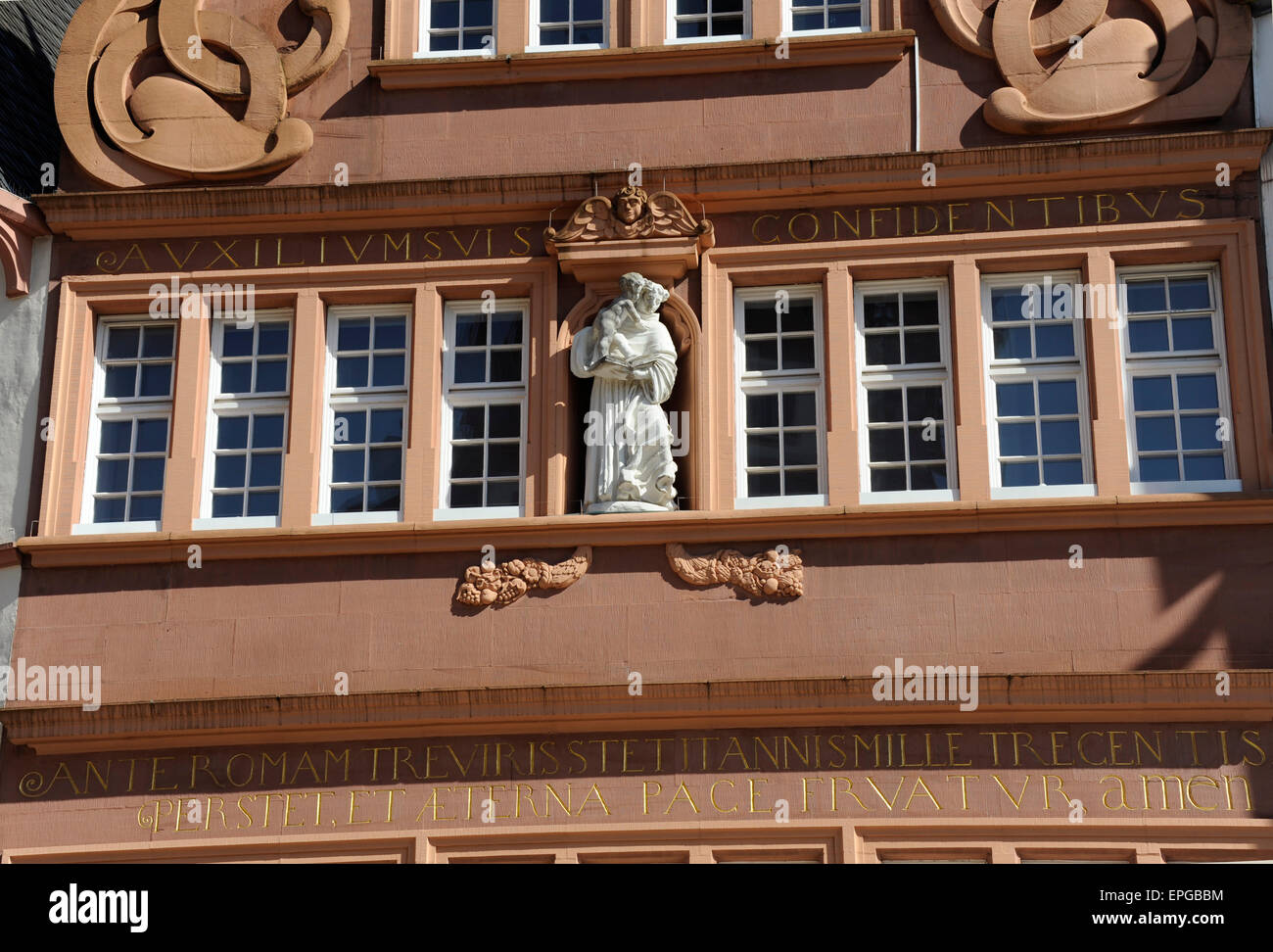 Trier,Treves,Rotes Haus,Hauptmark,old town,pedestrian zone,Rhineland ...