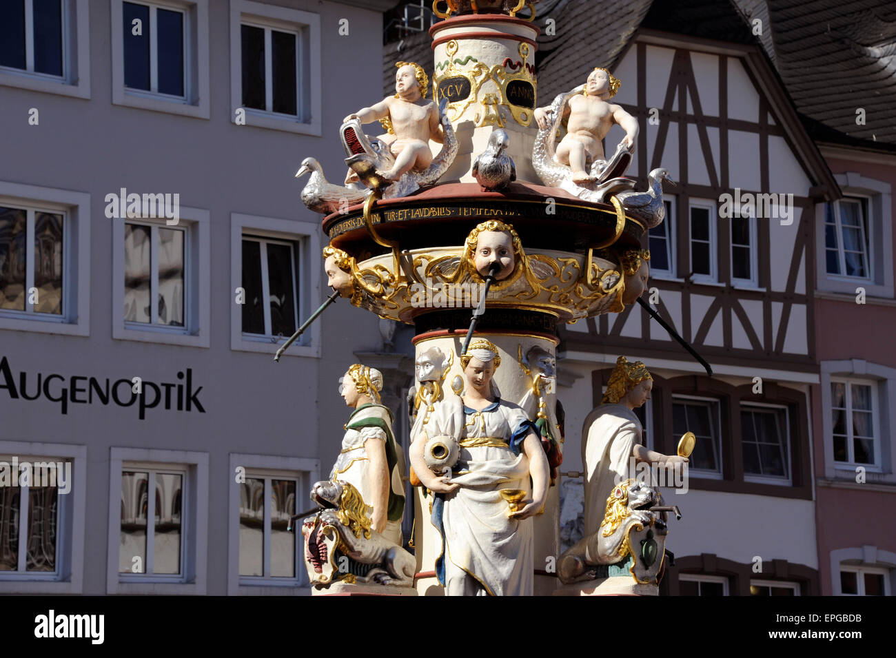 Trier,Treves,Petrus fountain,Hauptmark,old town,pedestrian zone ...
