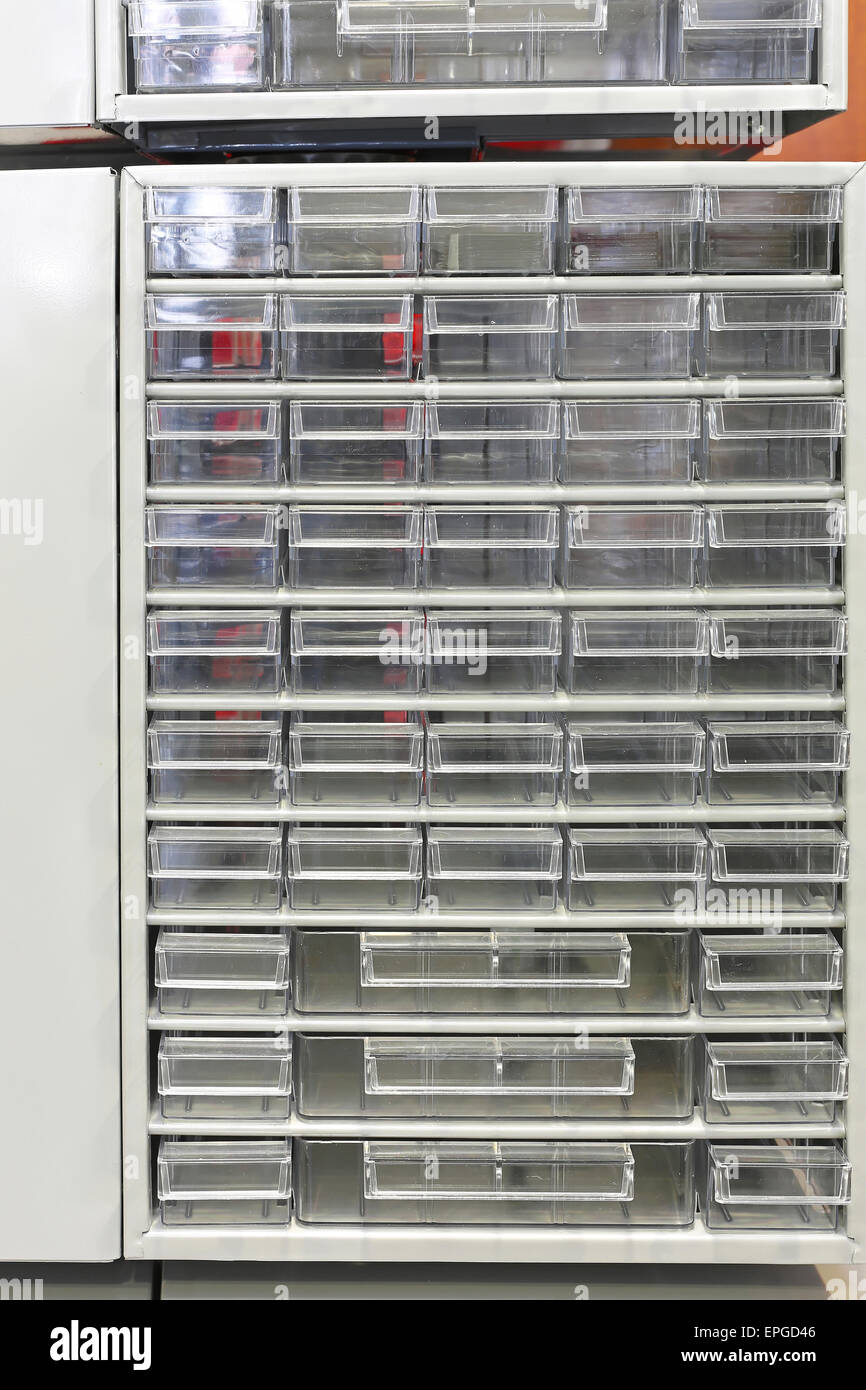 Plastic drawers hi-res stock photography and images - Alamy