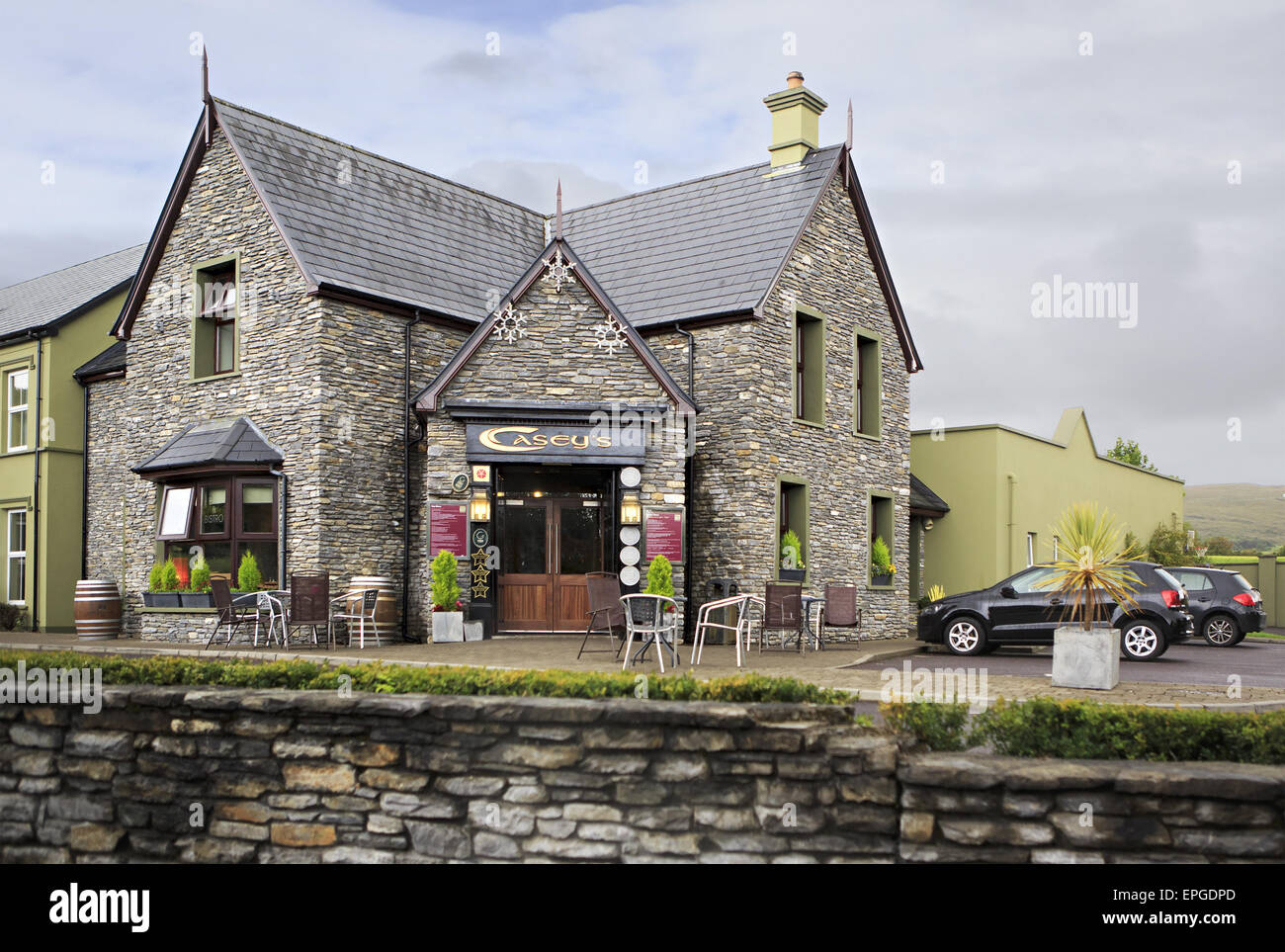 Cafe vegetation hi-res stock photography and images - Alamy