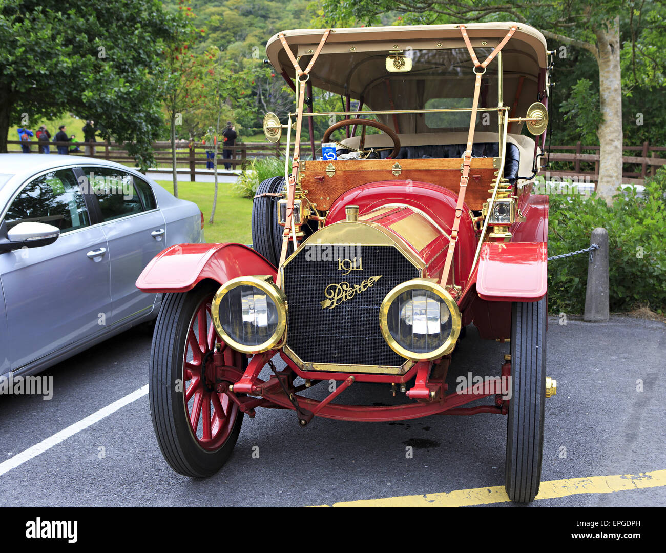 Pierce arrow car hi-res stock photography and images - Alamy