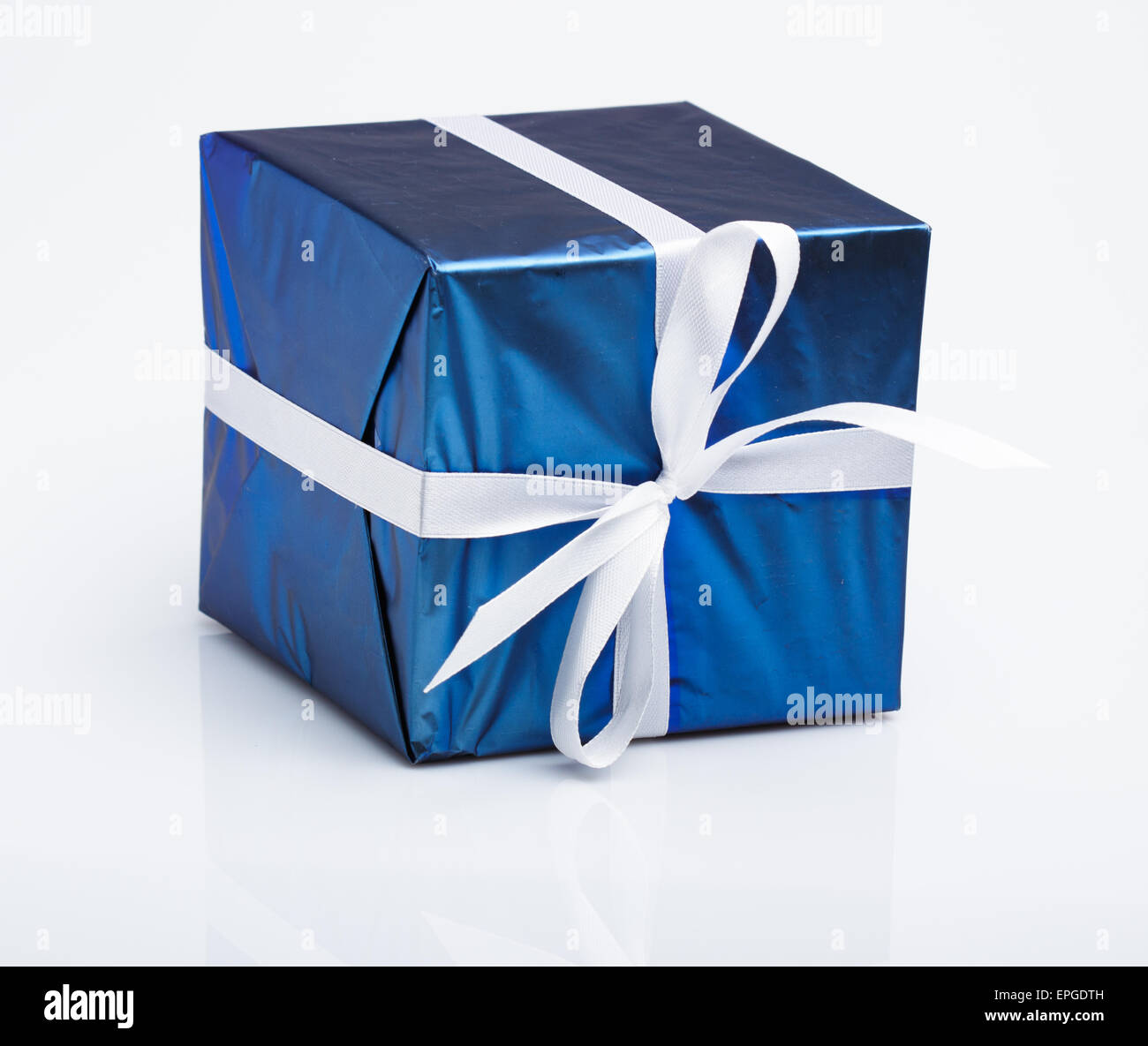 Blue gift box Stock Photo - Alamy