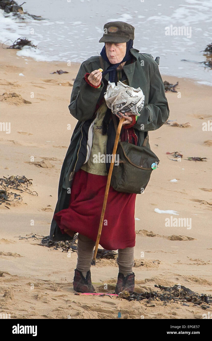 Maggie Smith films scenes for 'The Lady in the Van'. The actress is ...