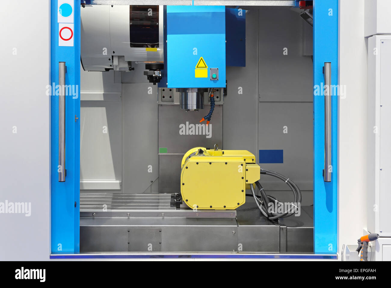 Milling center hi-res stock photography and images - Alamy