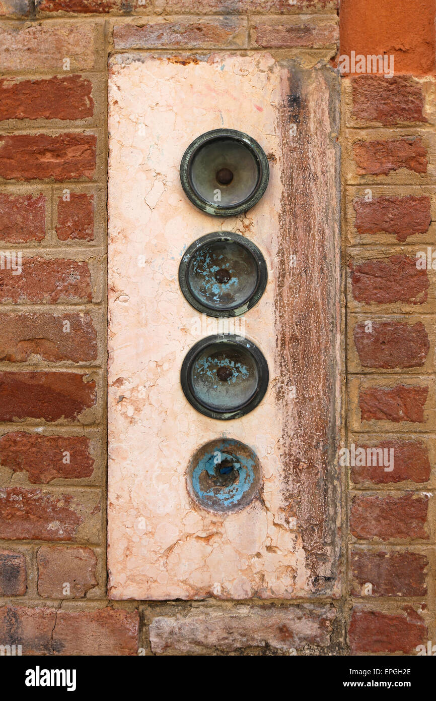 Vintage door bell hi-res stock photography and images - Alamy