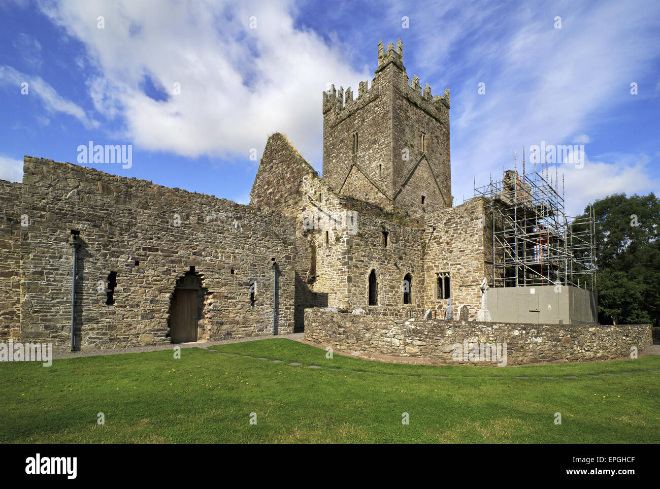 Jerpoint abbey hi-res stock photography and images - Alamy