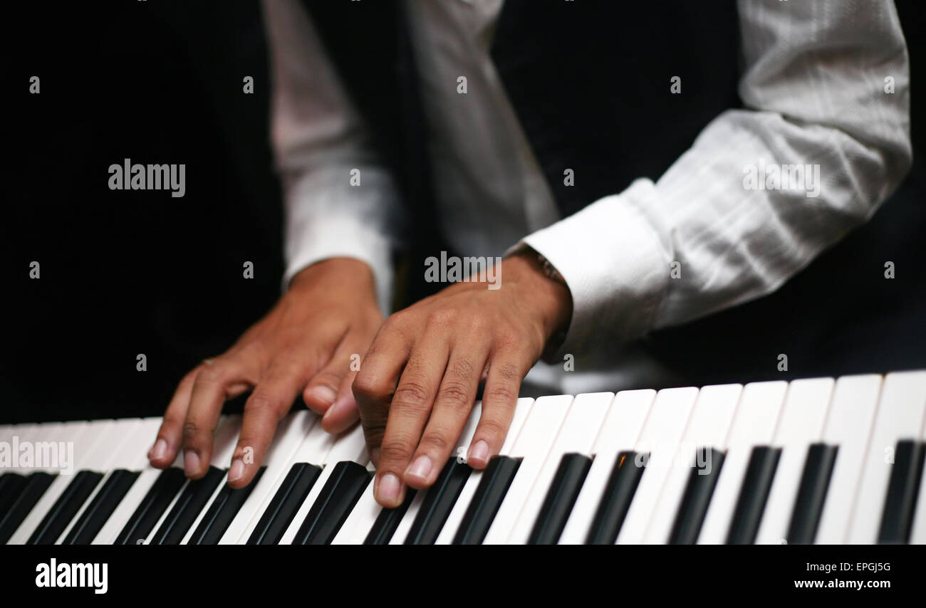 Lessons of piano playing hi-res stock photography and images - Alamy