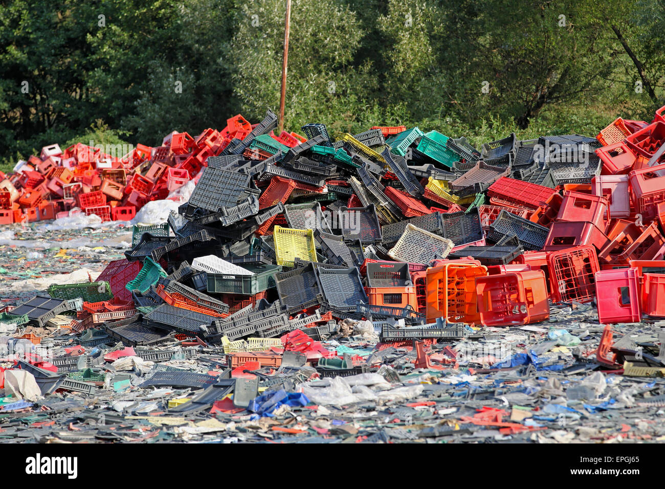 Plastic scrap hi-res stock photography and images - Alamy