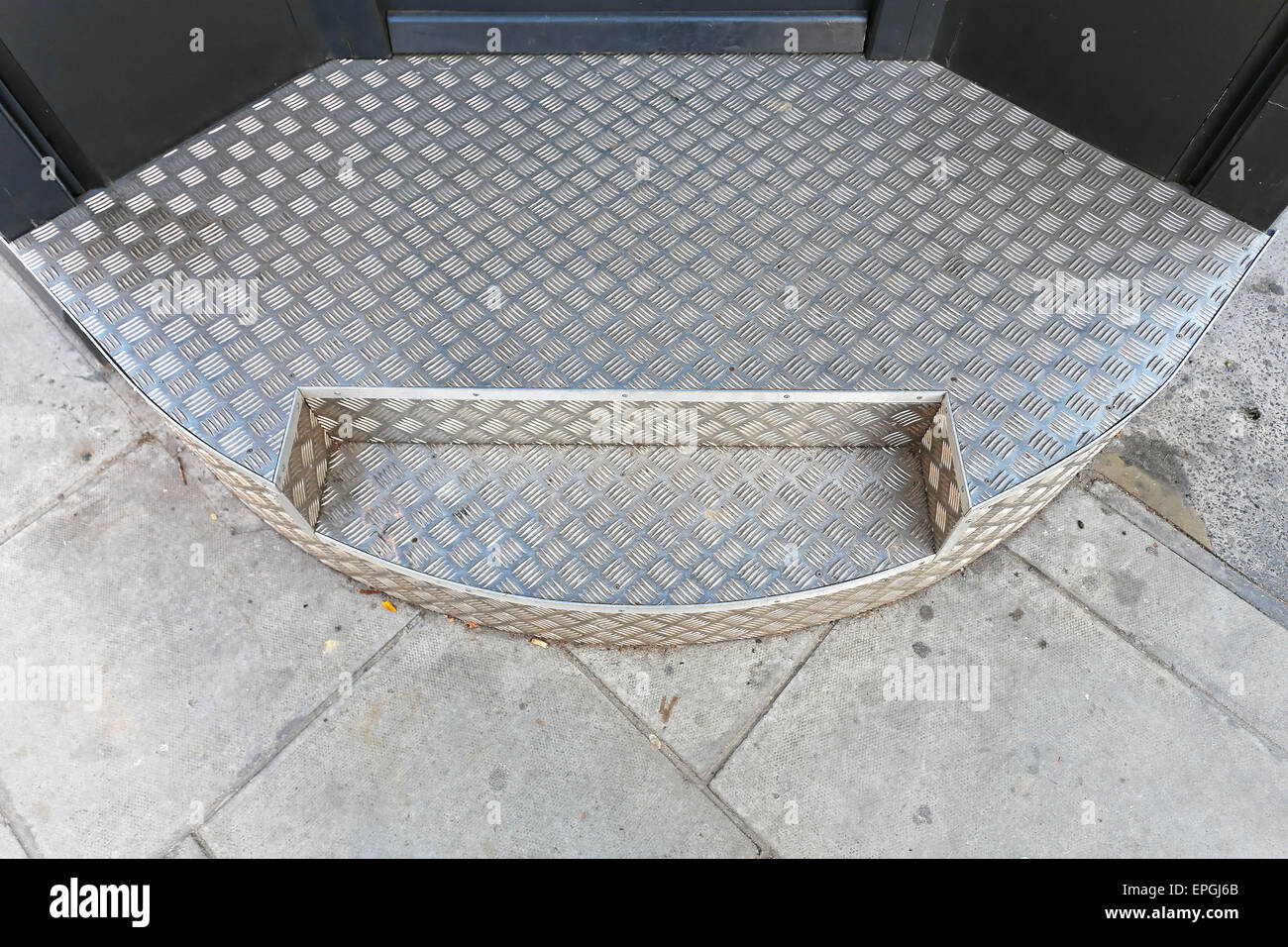 Metal steps hi-res stock photography and images - Alamy