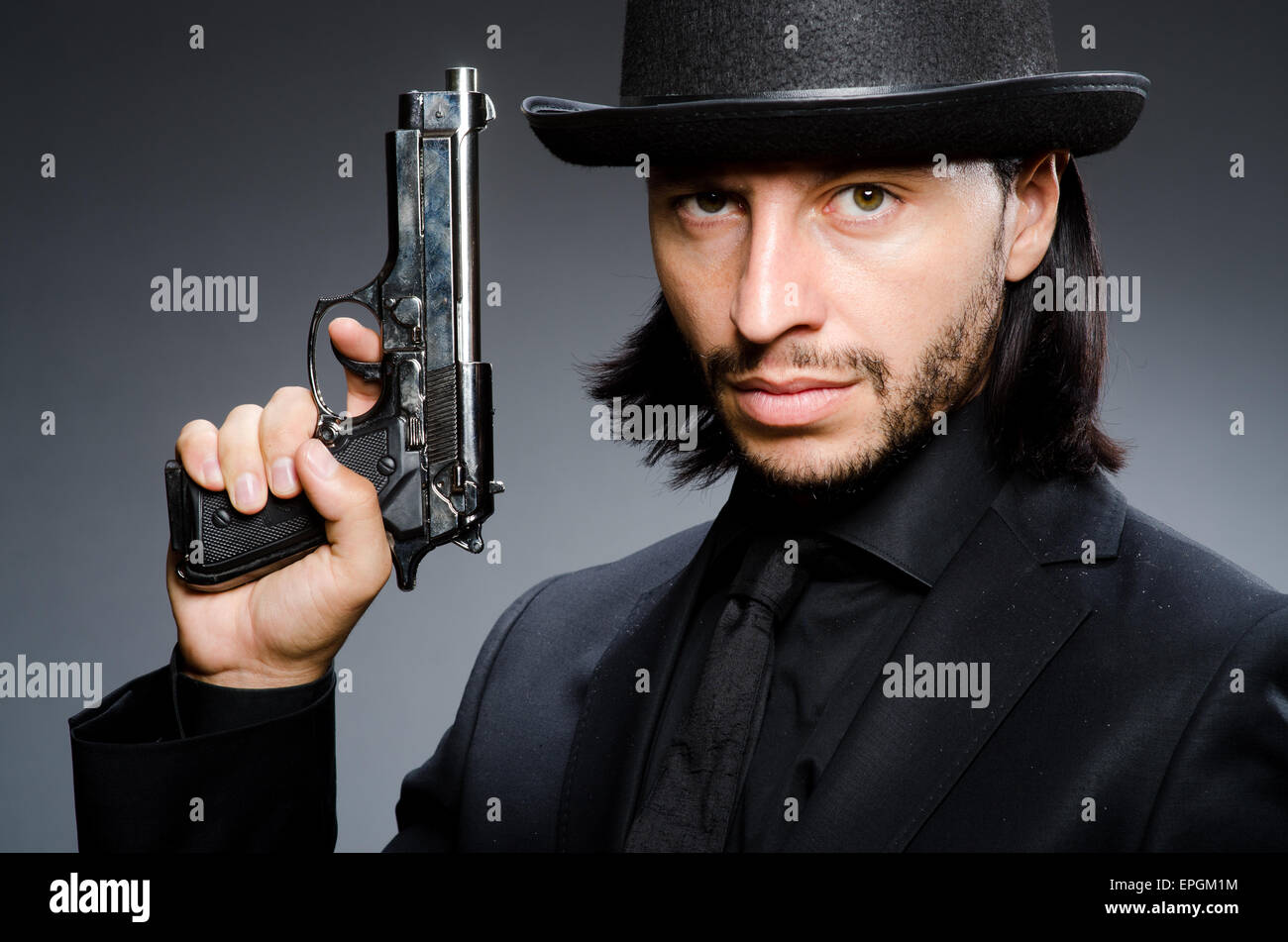 Man wearing vintage hat gun hi-res stock photography and images - Alamy