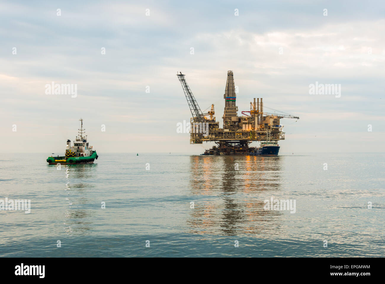 Shallow wate hi-res stock photography and images - Alamy