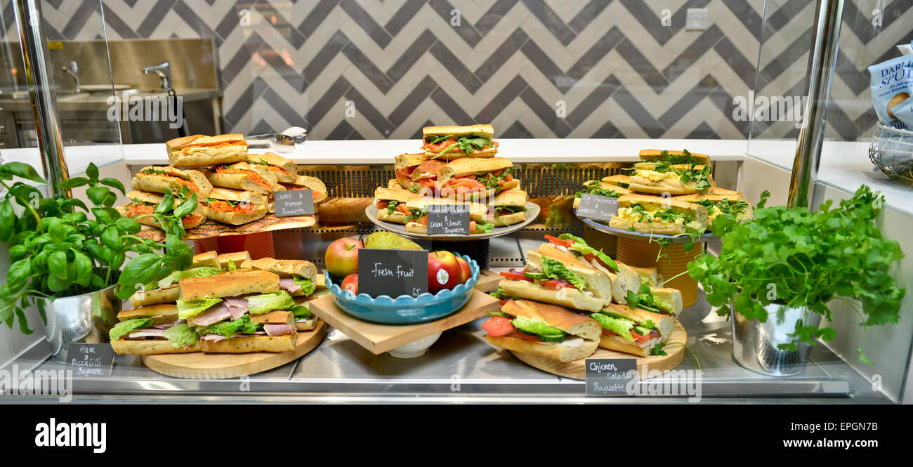 Gloucester services southbound on m5 hi-res stock photography and ...