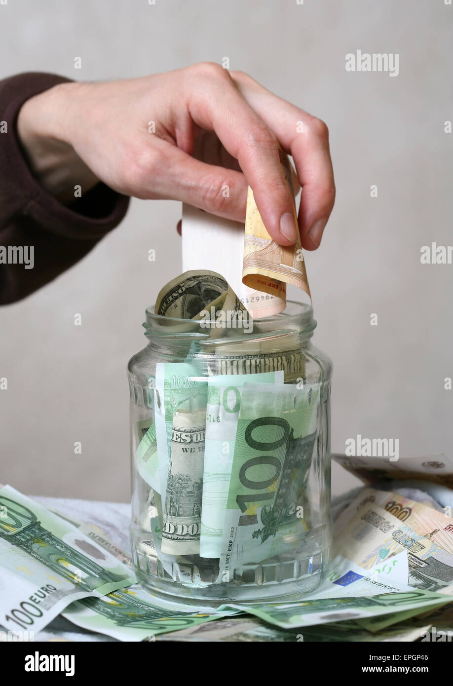 Money cloth hi-res stock photography and images - Alamy