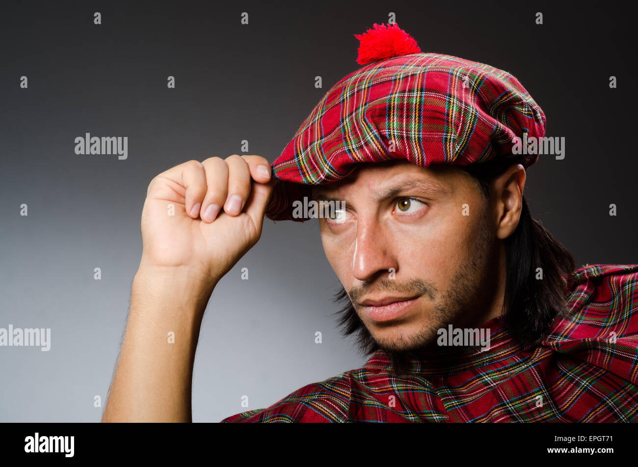 Funny scotsman in traditional clothing Stock Photo - Alamy