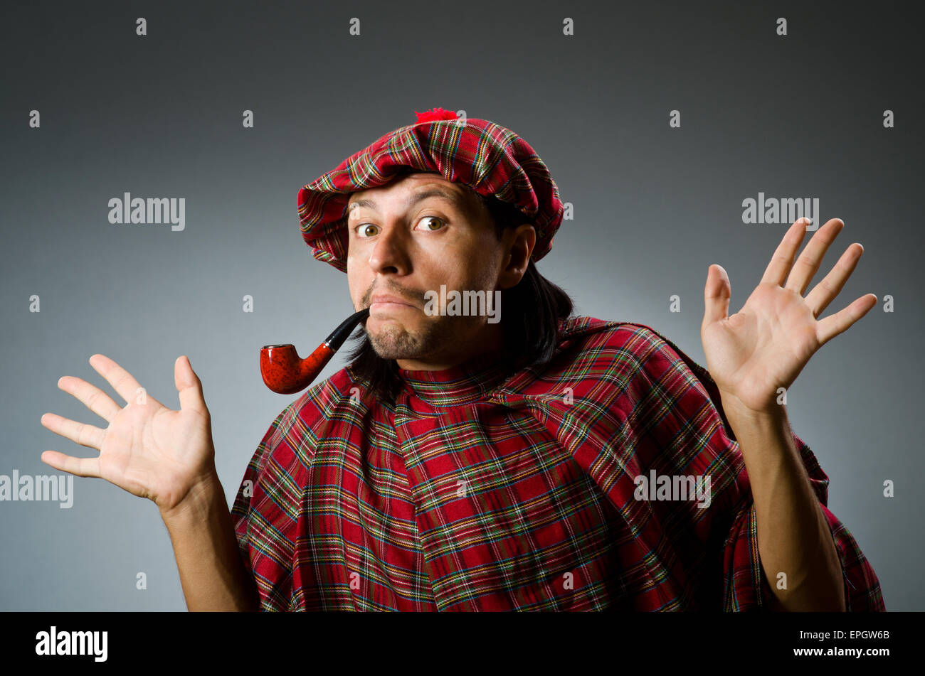 Scottish man pipe smoking hi-res stock photography and images - Alamy