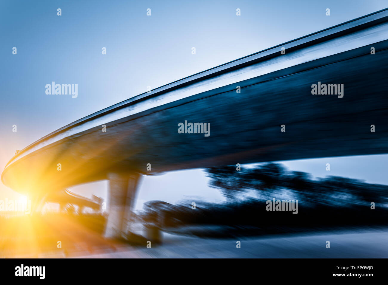 Viaduct pillars hi-res stock photography and images - Alamy