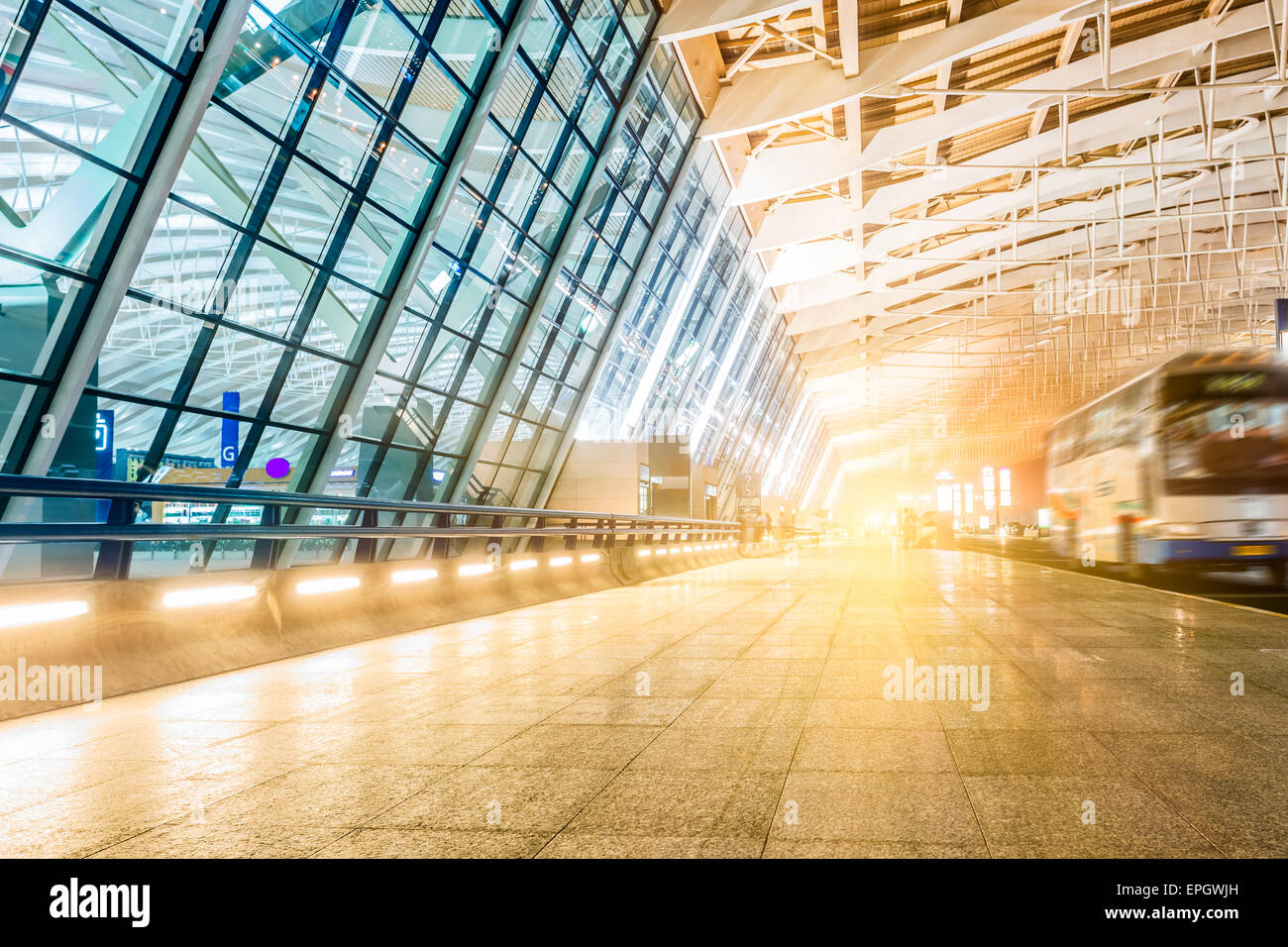 Pudong airport night hi-res stock photography and images - Alamy