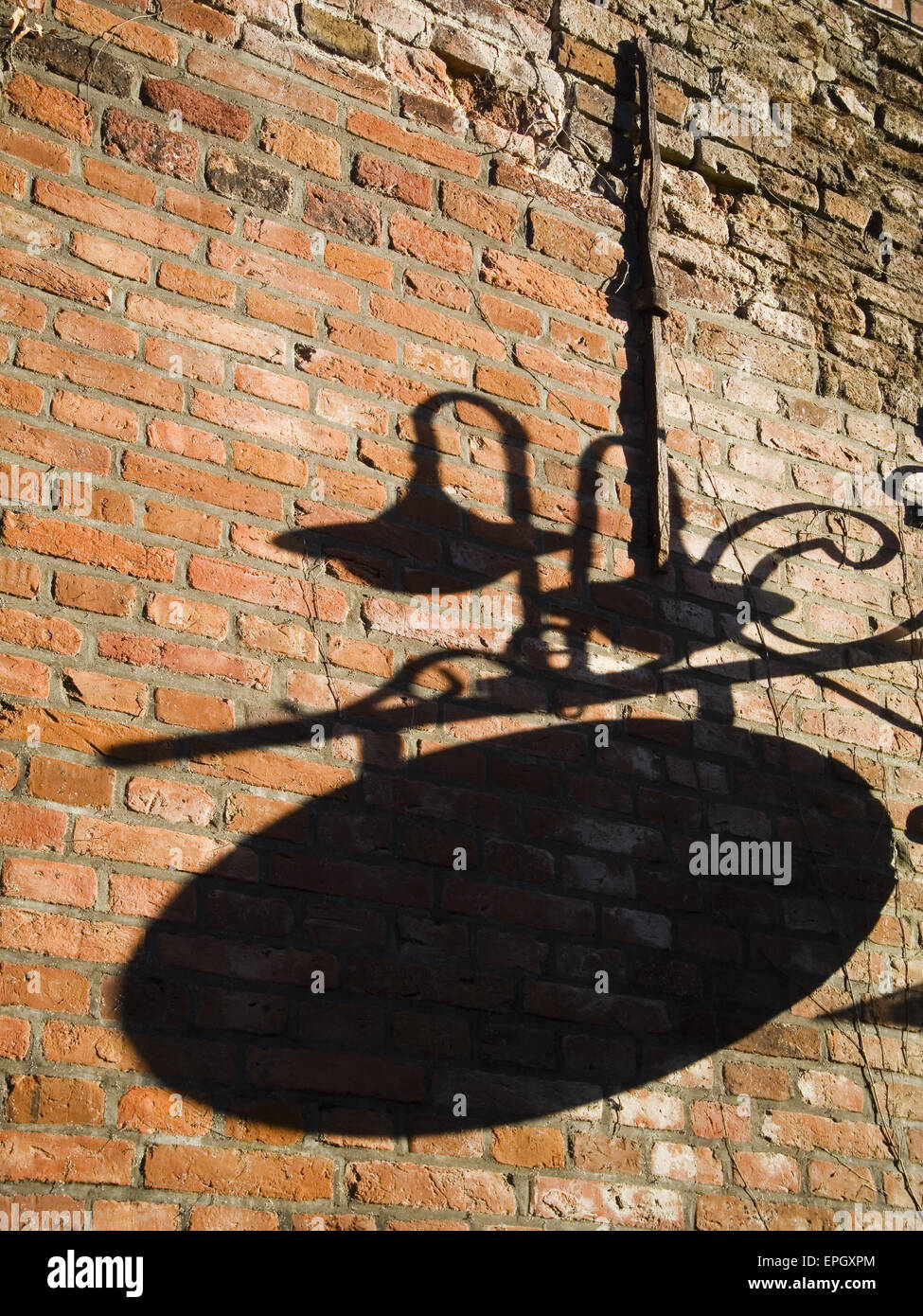 shadow of lamp at the wall Stock Photo - Alamy