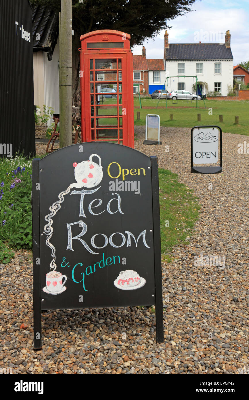 English tea room sign hi-res stock photography and images - Alamy